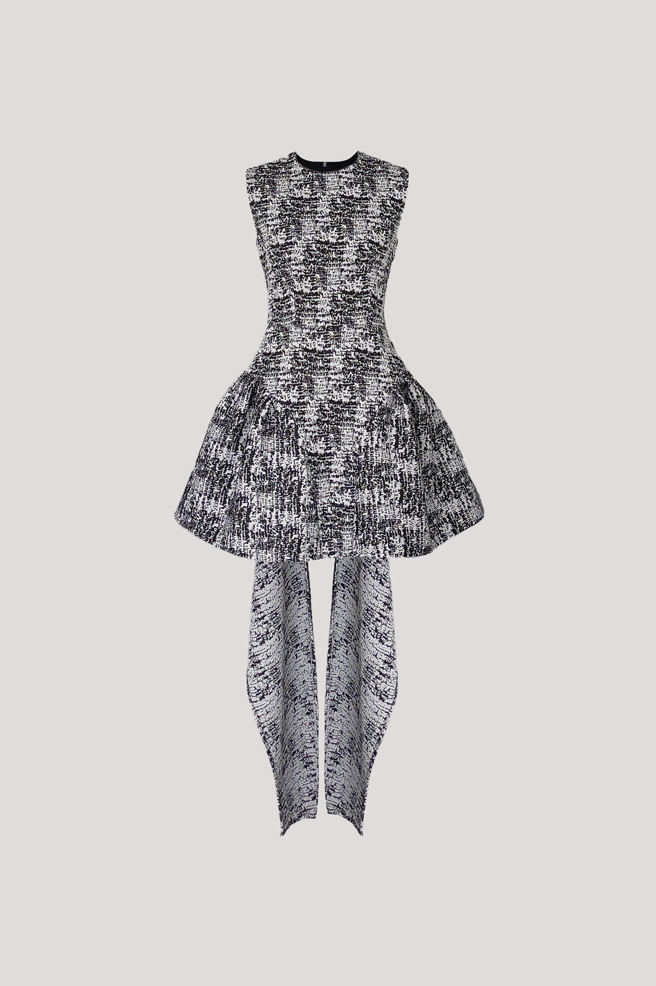 CUTTLEFISH Dress in Crinkled Black – PEGGY HARTANTO