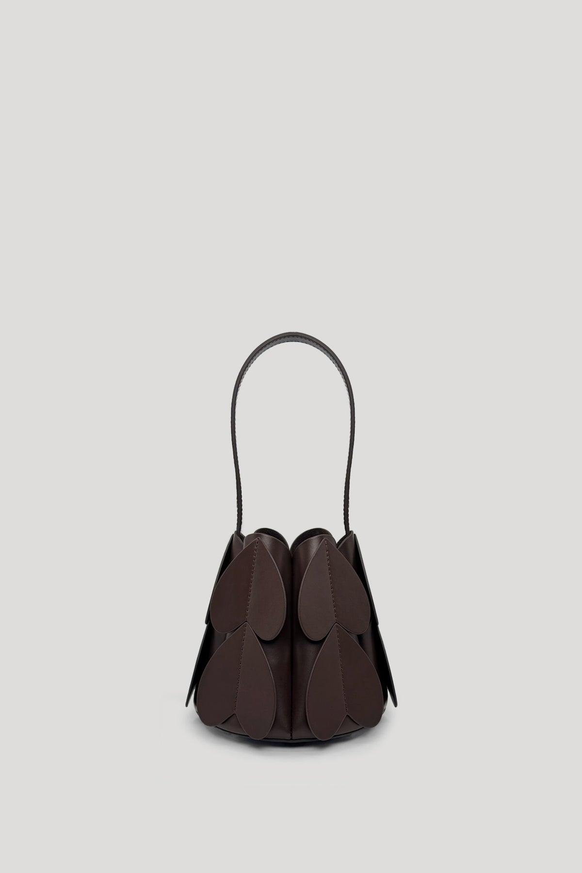 Line: Locule – PEGGY HARTANTO
