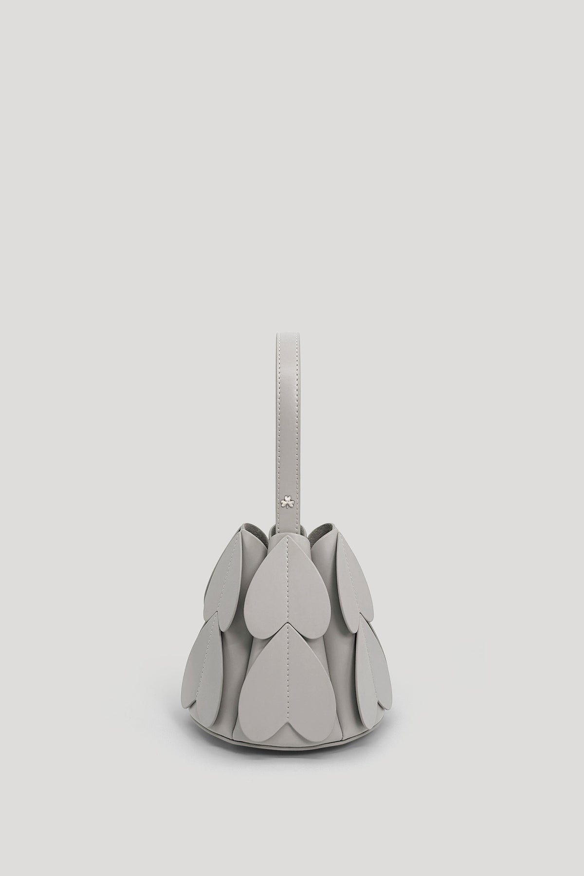 Line: Locule – PEGGY HARTANTO