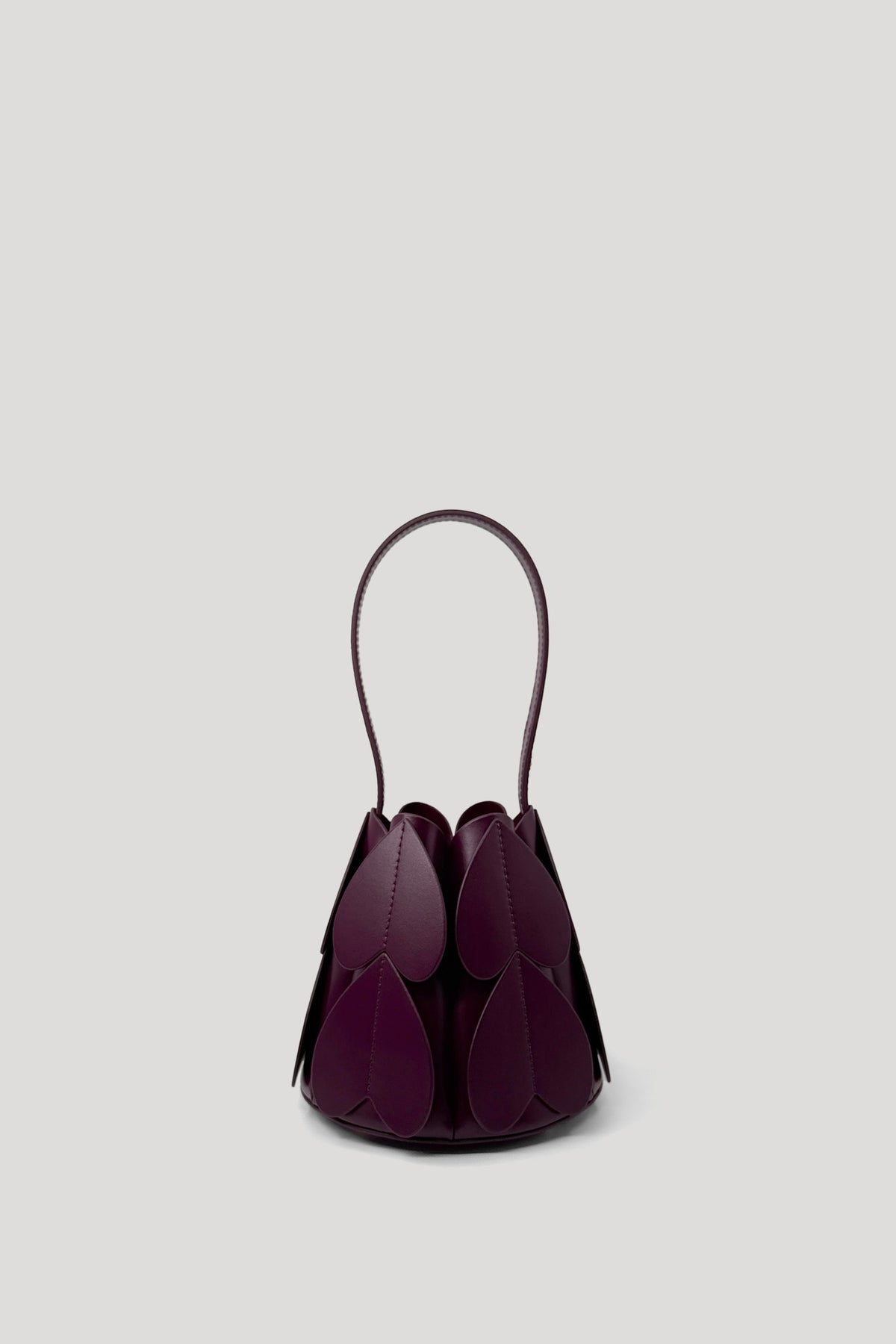 Line: Locule – PEGGY HARTANTO